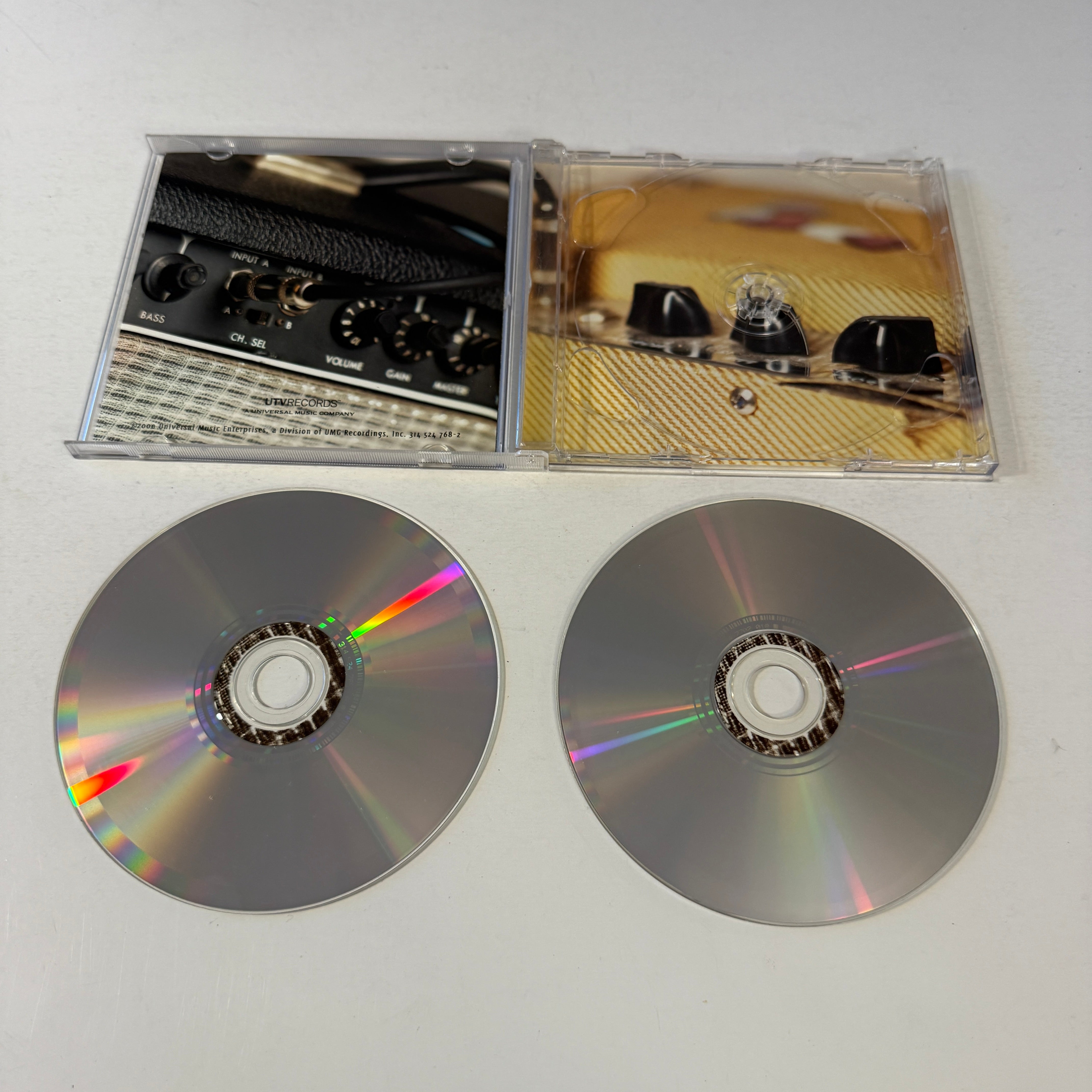 Various Amplified: The Definitive Double CD Collection Of Classic Rock ...